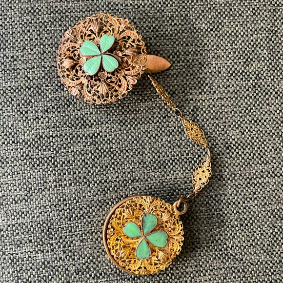Jewelry | Beautiful Vintage Gold Tone Lucky 4 Leaf Clover Purse Clip ...